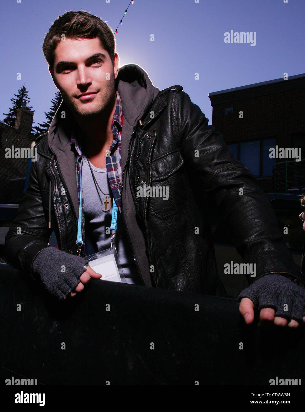 Hobo with a shotgun hi-res stock photography and images - Alamy