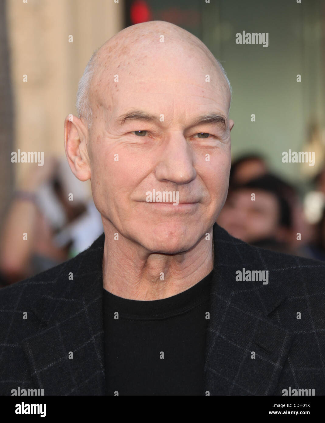 Gnomeo and juliet hi-res stock photography and images - Alamy