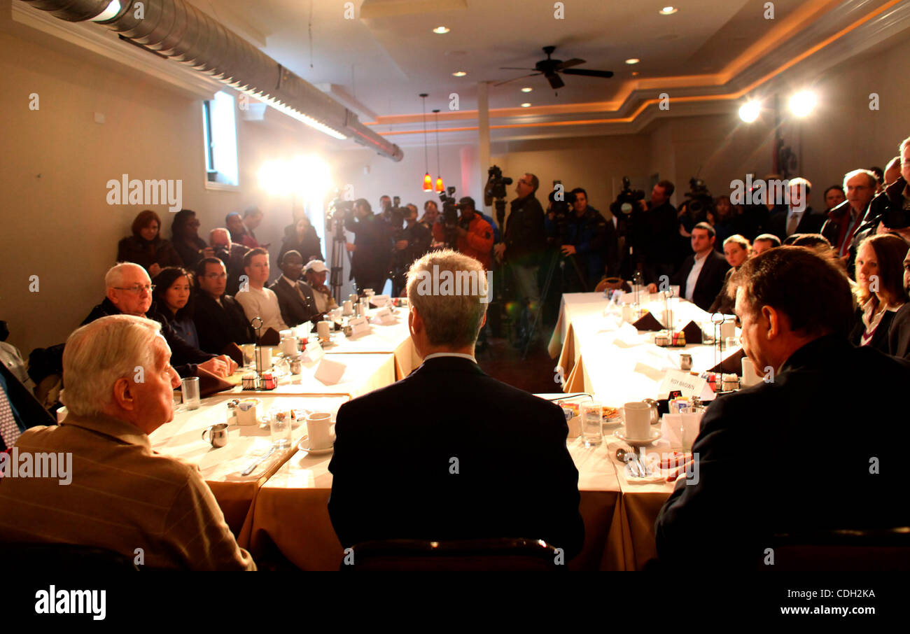 Chicago mayoral campaign hi-res stock photography and images - Alamy