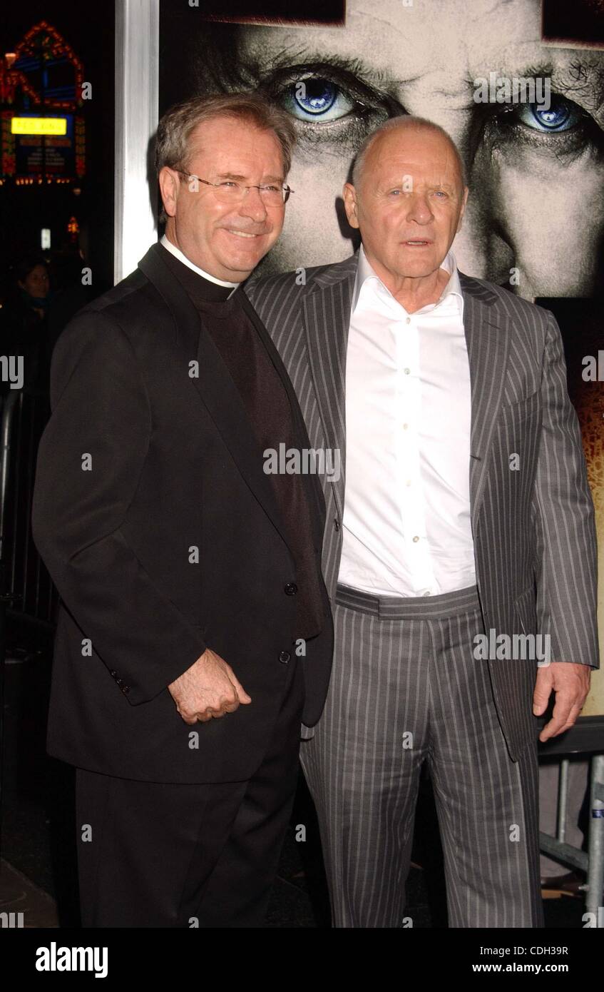 Jan. 26, 2011 - Hollywood, California, U.S. - ANTHONY HOPKINS & FATHER ...
