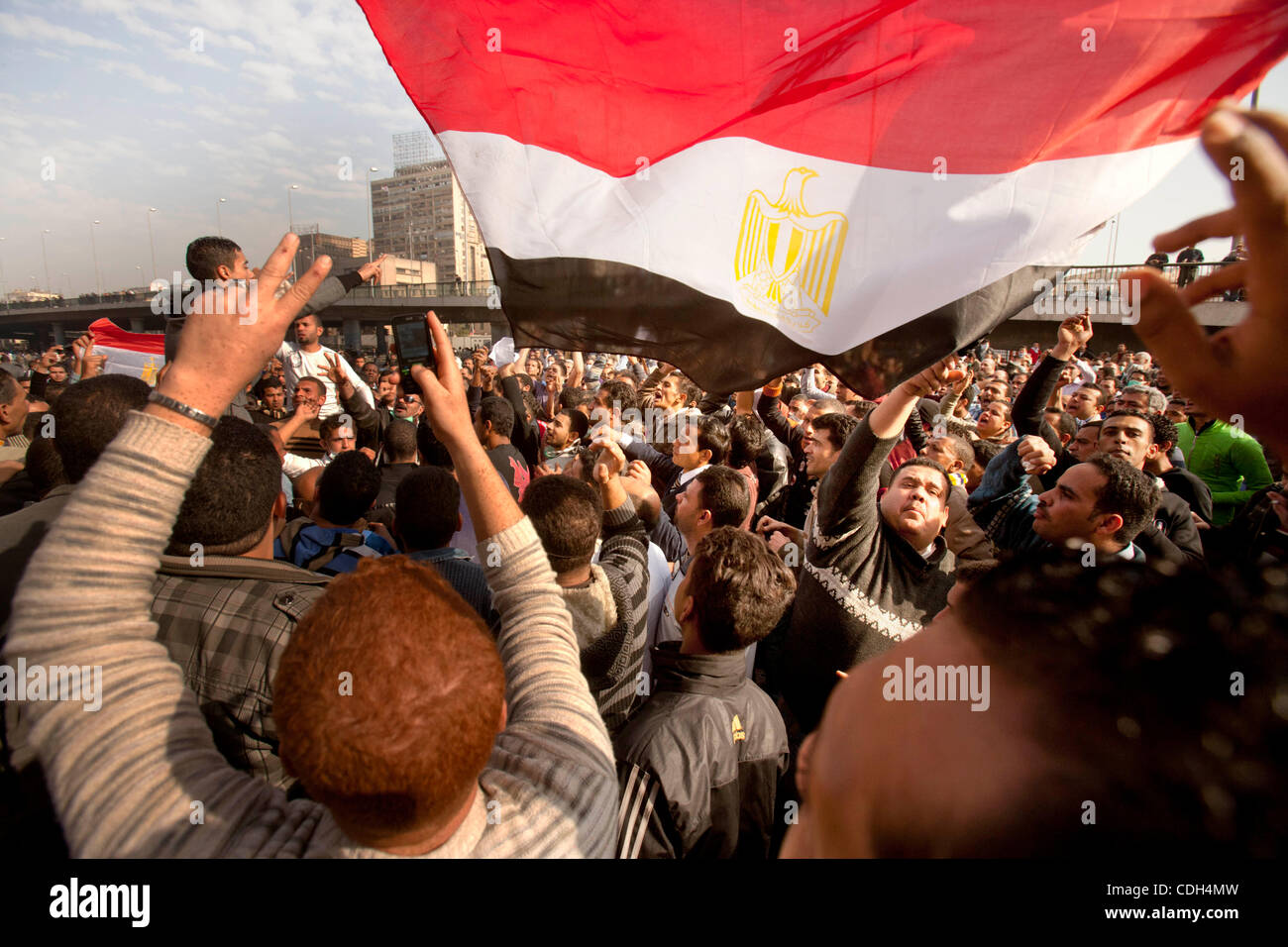 Jan 28, 2011 - Cairo, Egypt - Egyptians demonstrated under the 6th ...