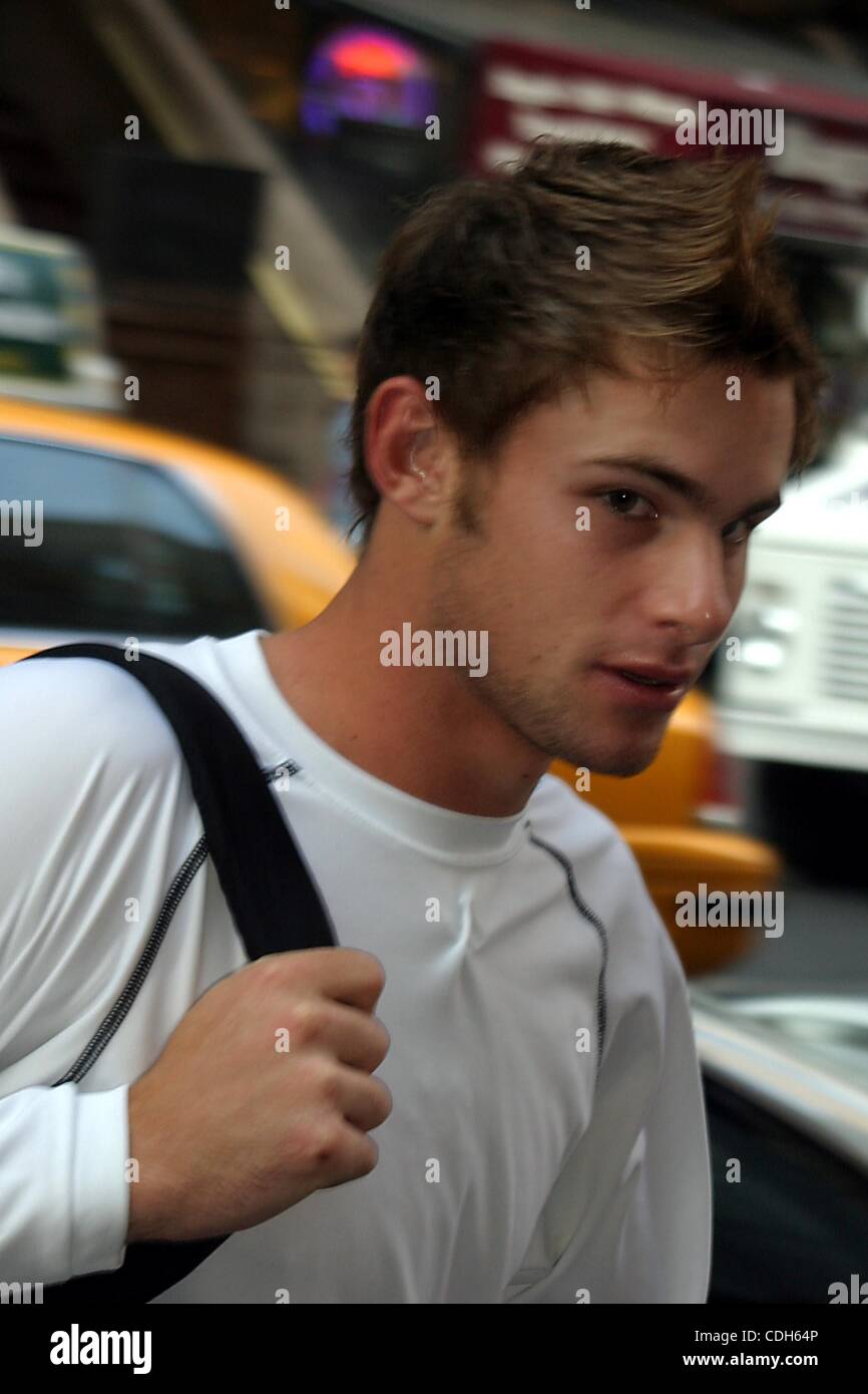 Sep. 8, 2003 - New York, New York, U.S. - ANDY RODDICK leaving the ...