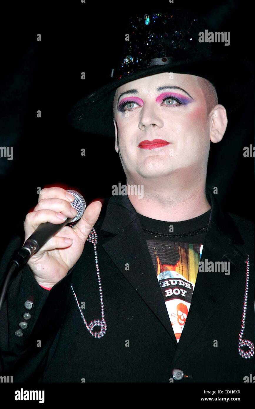 Bush bashing hi-res stock photography and images - Alamy