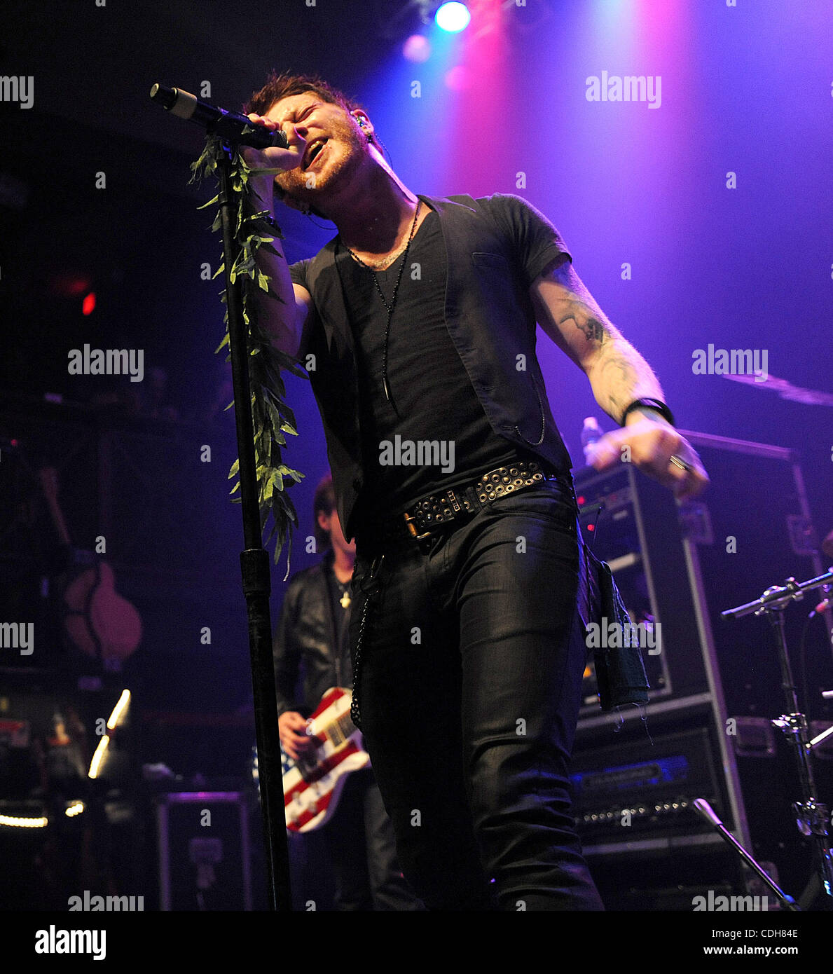 Singer jared weeks of hi-res stock photography and images - Alamy