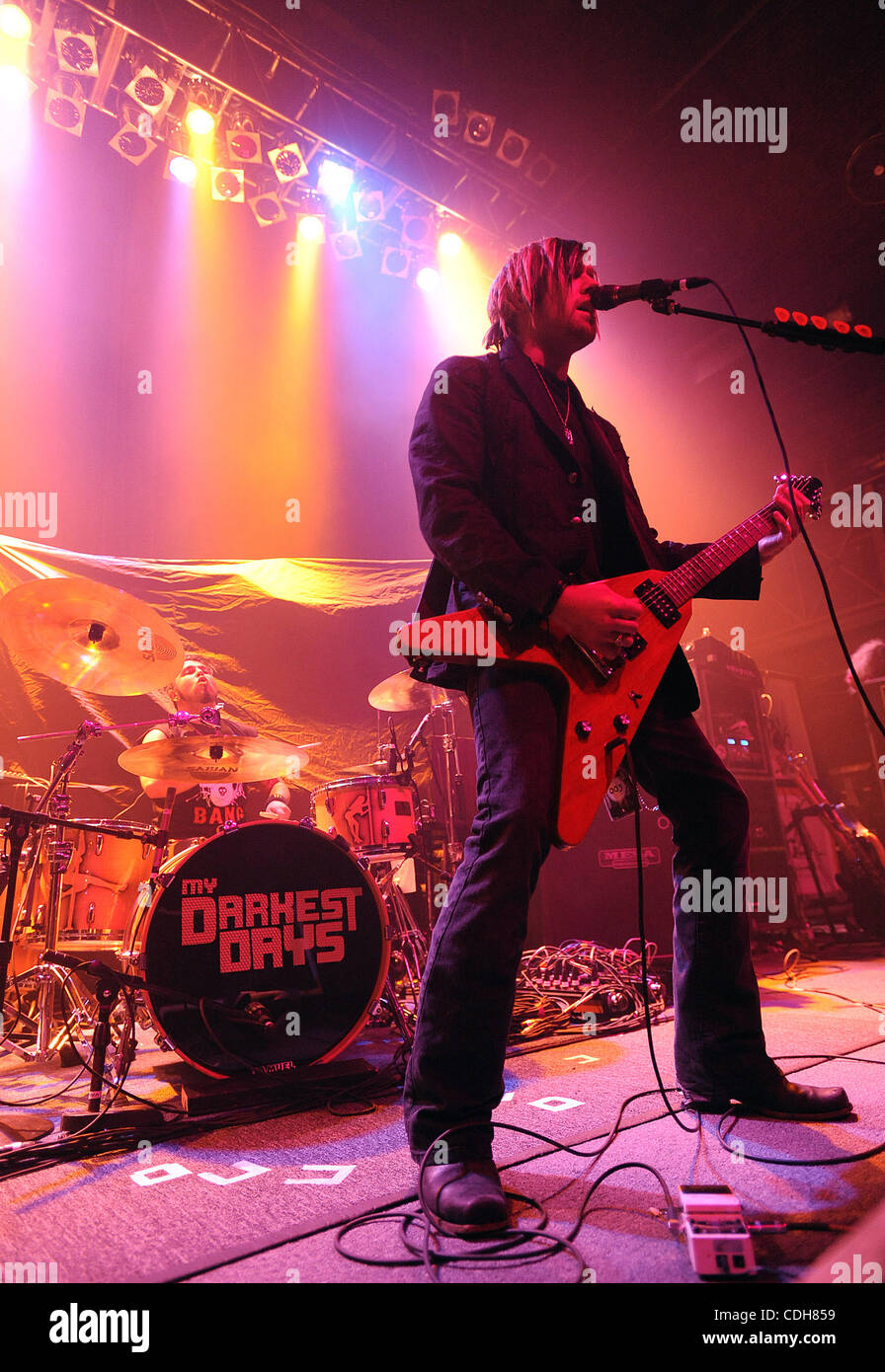 Jan. 30, 2011 - Norfolk, Virginia; USA - Singer / Guitarist MATT WALST ...