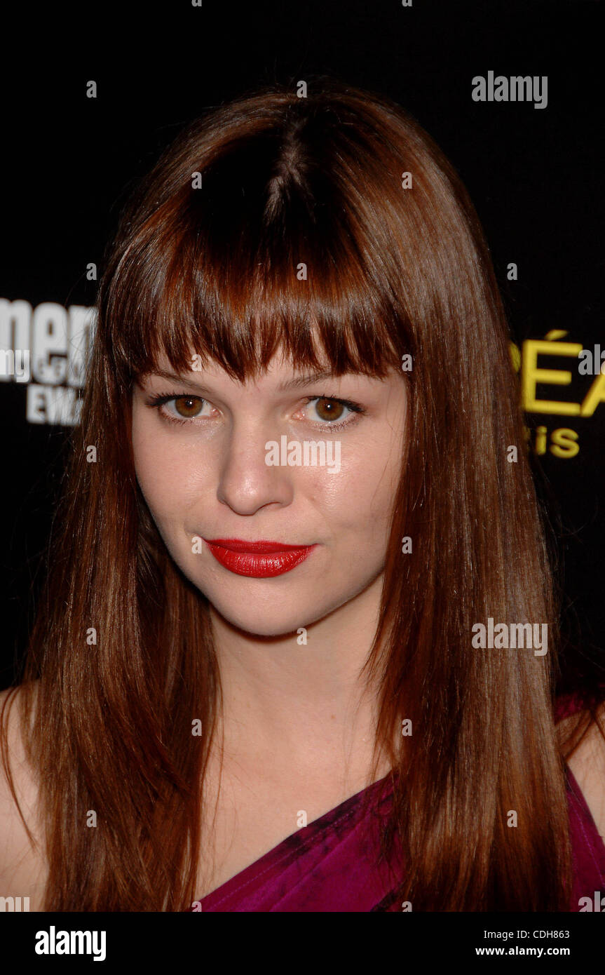 Jan. 30, 2011 - Hollywood, California, U.S. - Amber Tamblyn ...