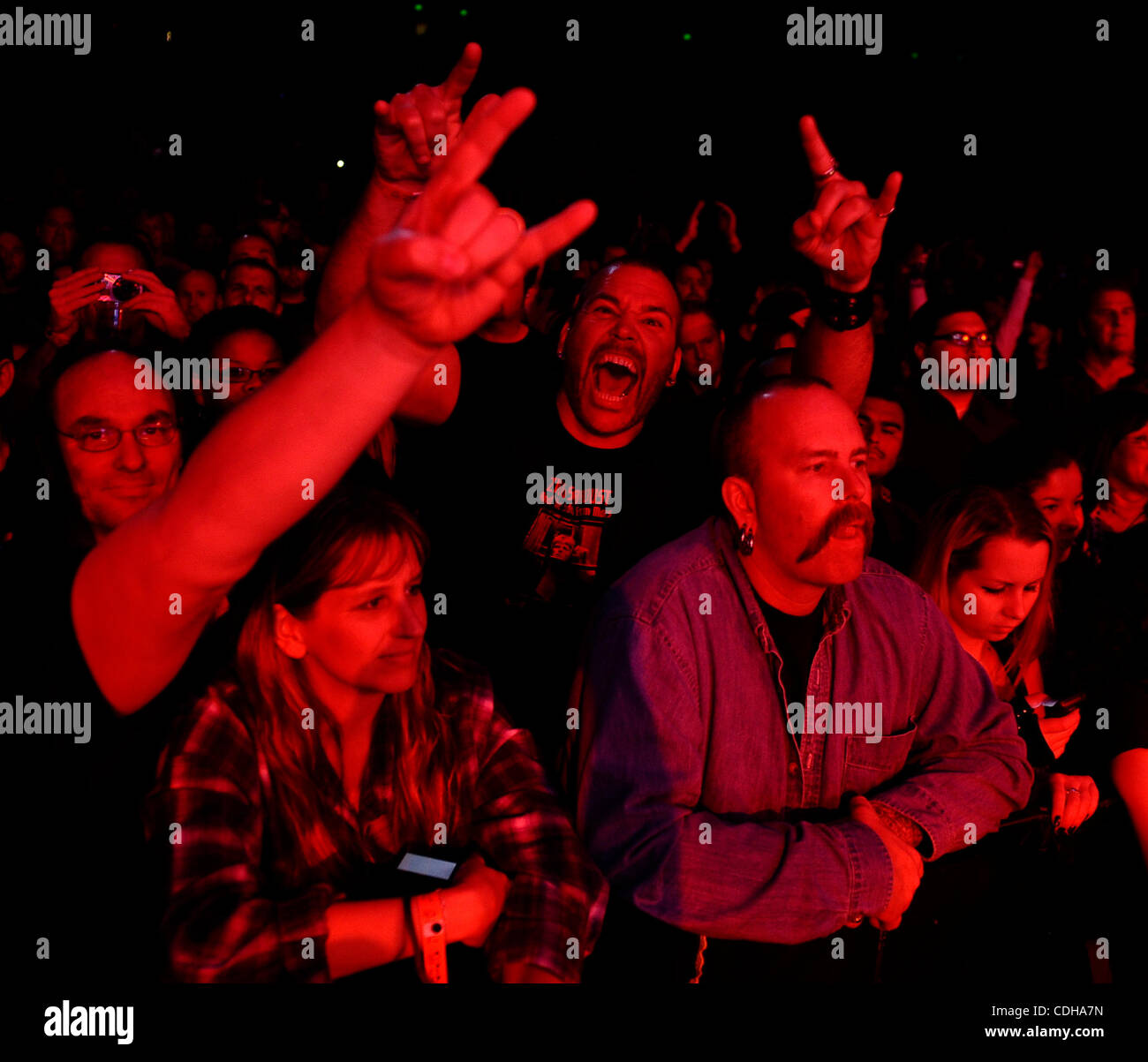 Ozzy osbourne and slash hi-res stock photography and images - Alamy