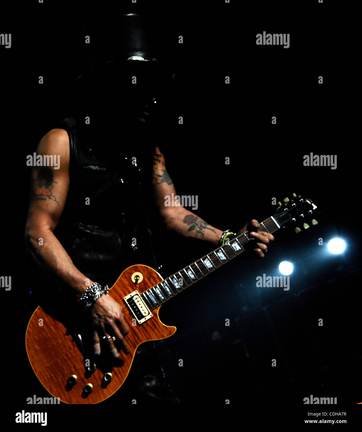 Ozzy osbourne and slash hi-res stock photography and images - Alamy