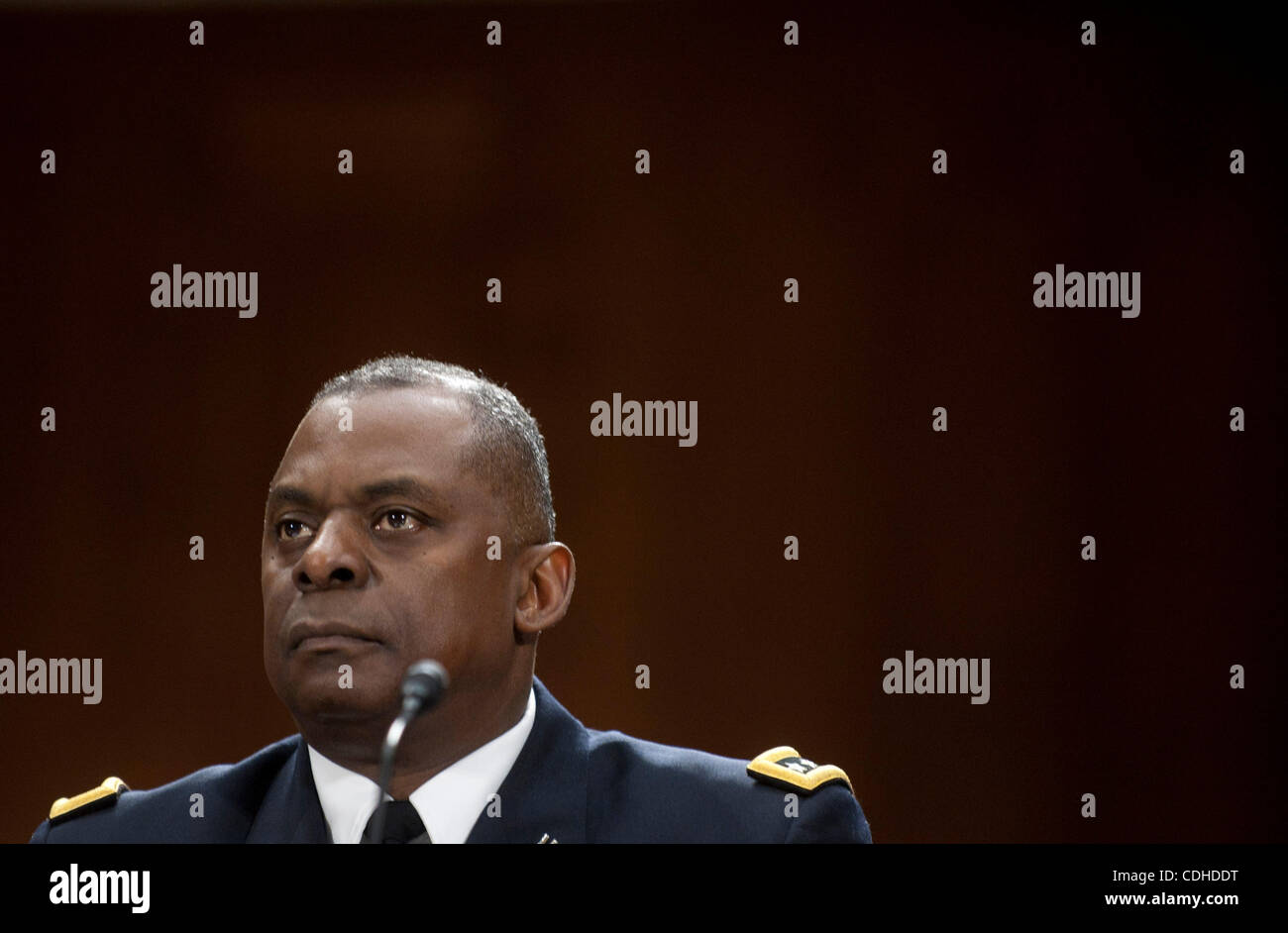 General lloyd austin iii hi-res stock photography and images - Alamy