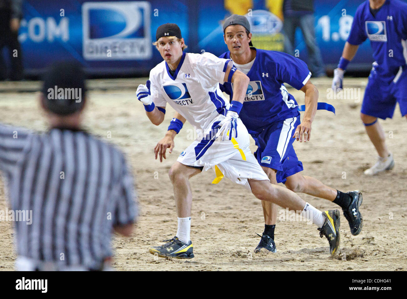 Josh duhamel football hi-res stock photography and images - Alamy