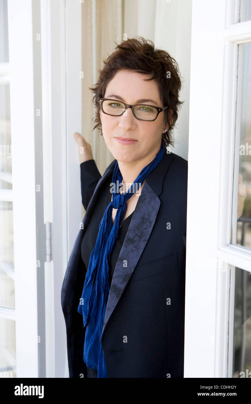 Feb 07, 2011 - Los Angeles, California, U.S. - LISA CHOLODENKO Director ...