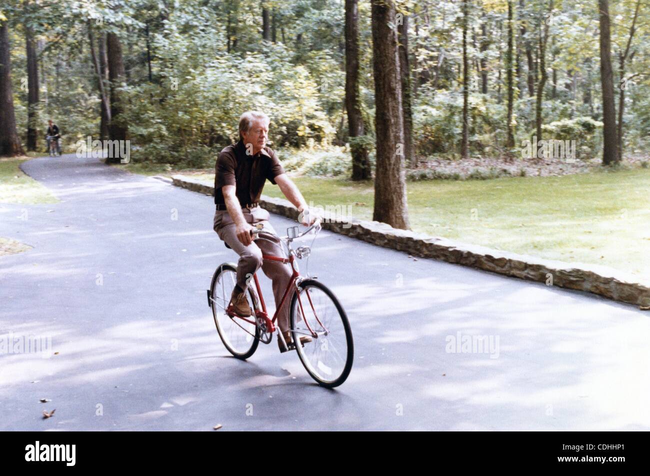 Jimmy carter riding a bicycle hi-res stock photography and images - Alamy