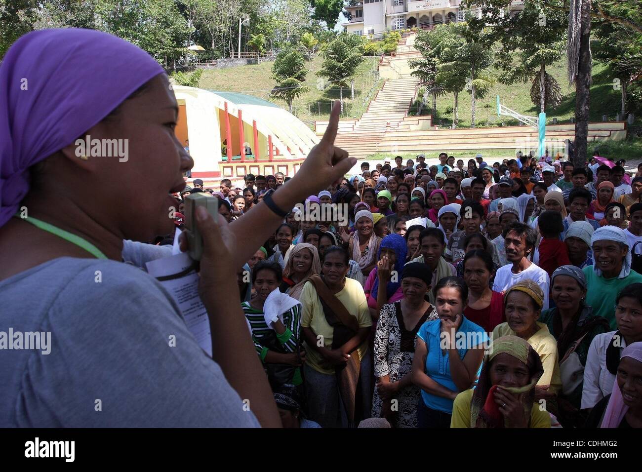 Feb 09, 2011 - Pikit, Philippines - Filipino Muslims, among them ...