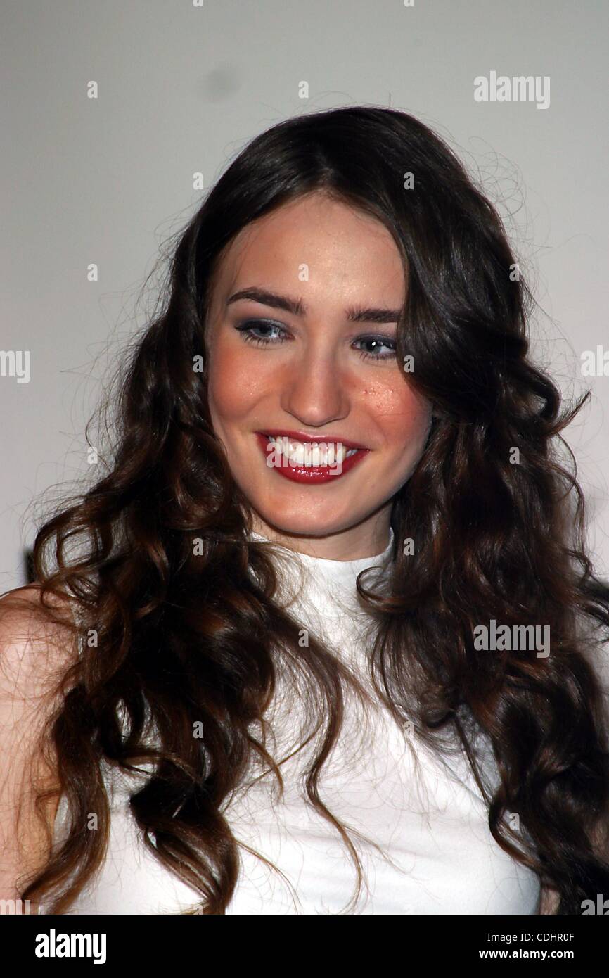 Lizzy jagger hi-res stock photography and images - Alamy