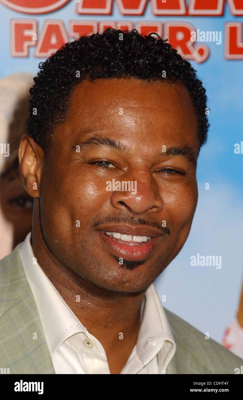 Sugar Shane Mosley And Son Shane Mosley High Resolution Stock ...