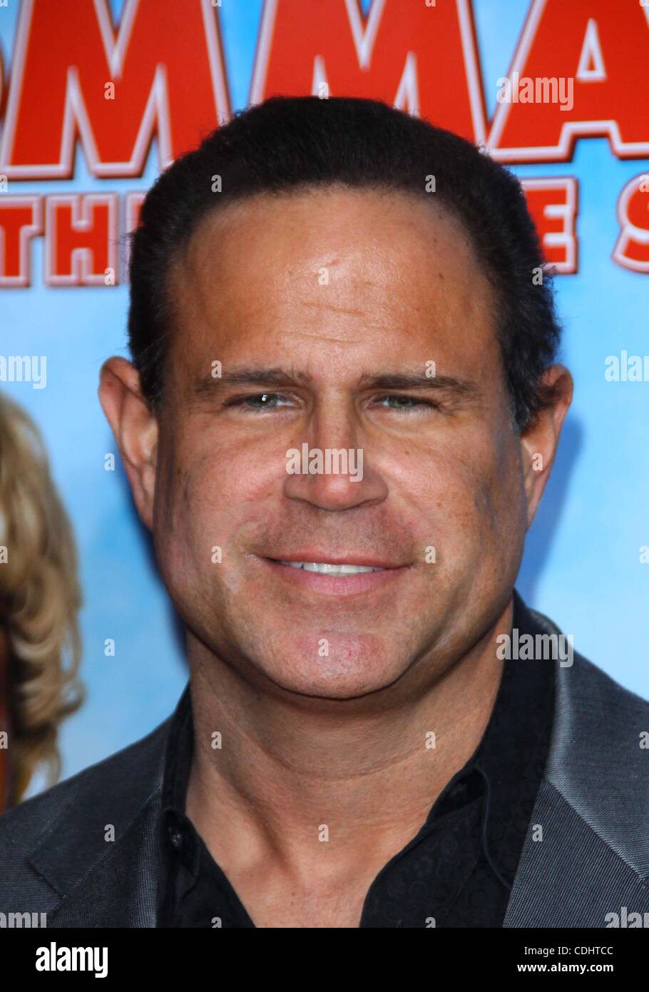 Feb. 10, 2011 - Los Angeles, California, U.S. - Matt Middlebrook.''Big ...