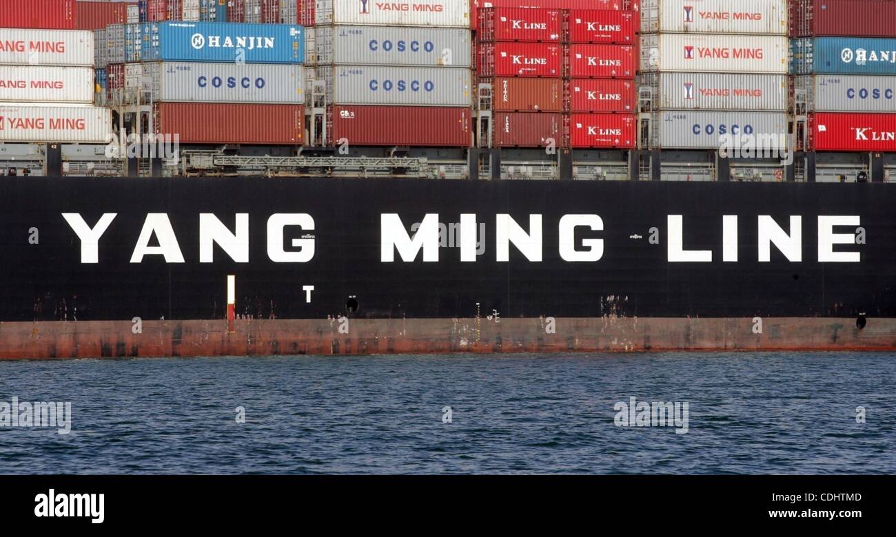 Yang ming line hi-res stock photography and images - Alamy