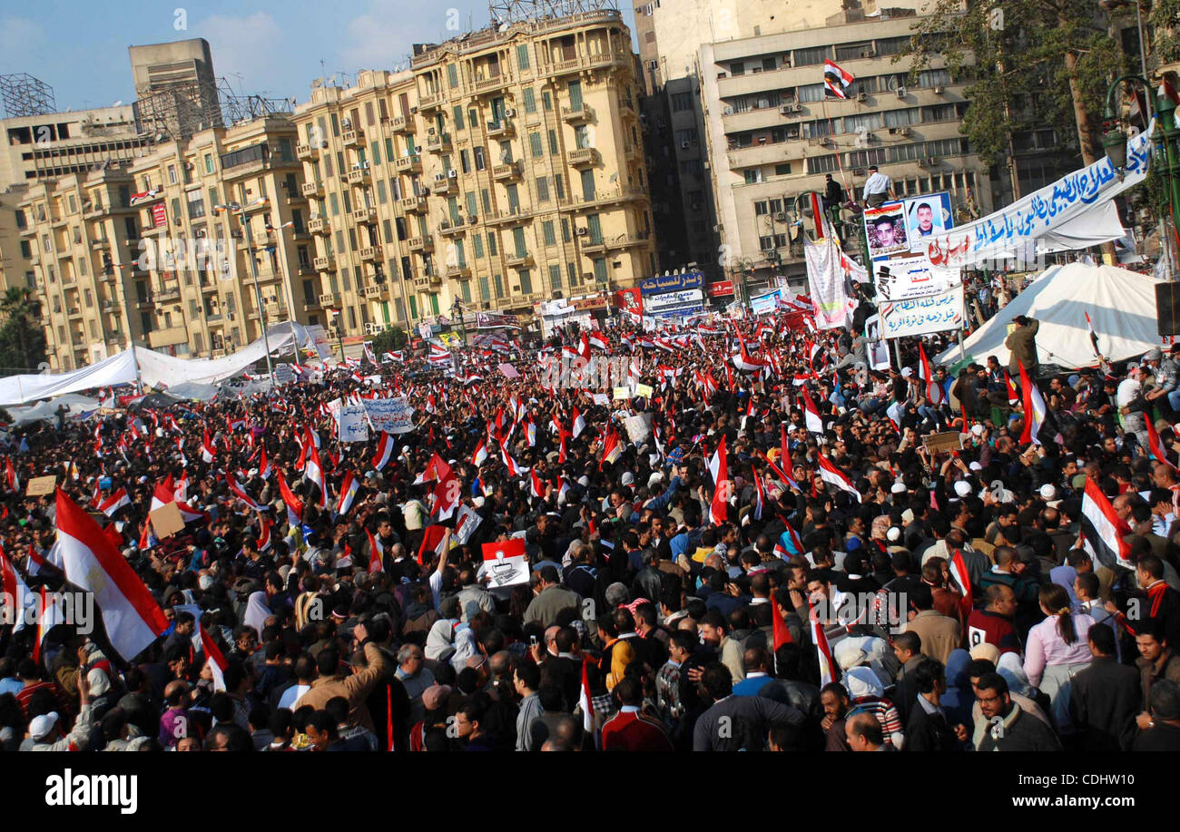 Feb 11, 2011 - Cairo, Egypt, Egypt - Anti-government protesters ...