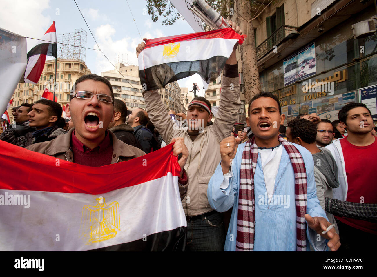 Feb 11, 2011 - Cairo, Egypt - Egyptians demonstrate in Tahrir Square in ...