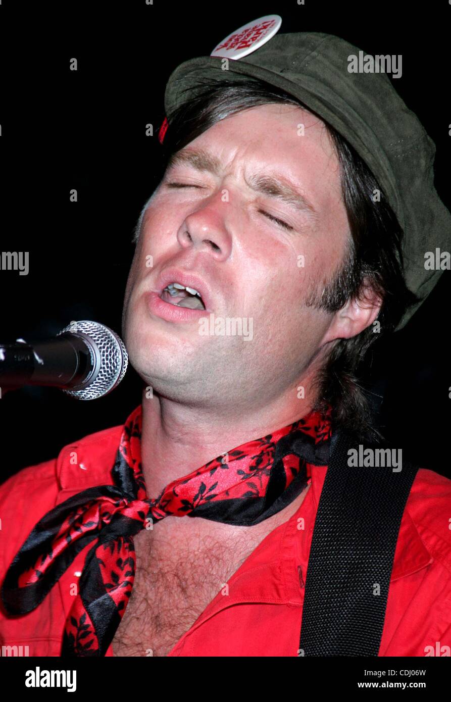 Bush bashing hi-res stock photography and images - Alamy