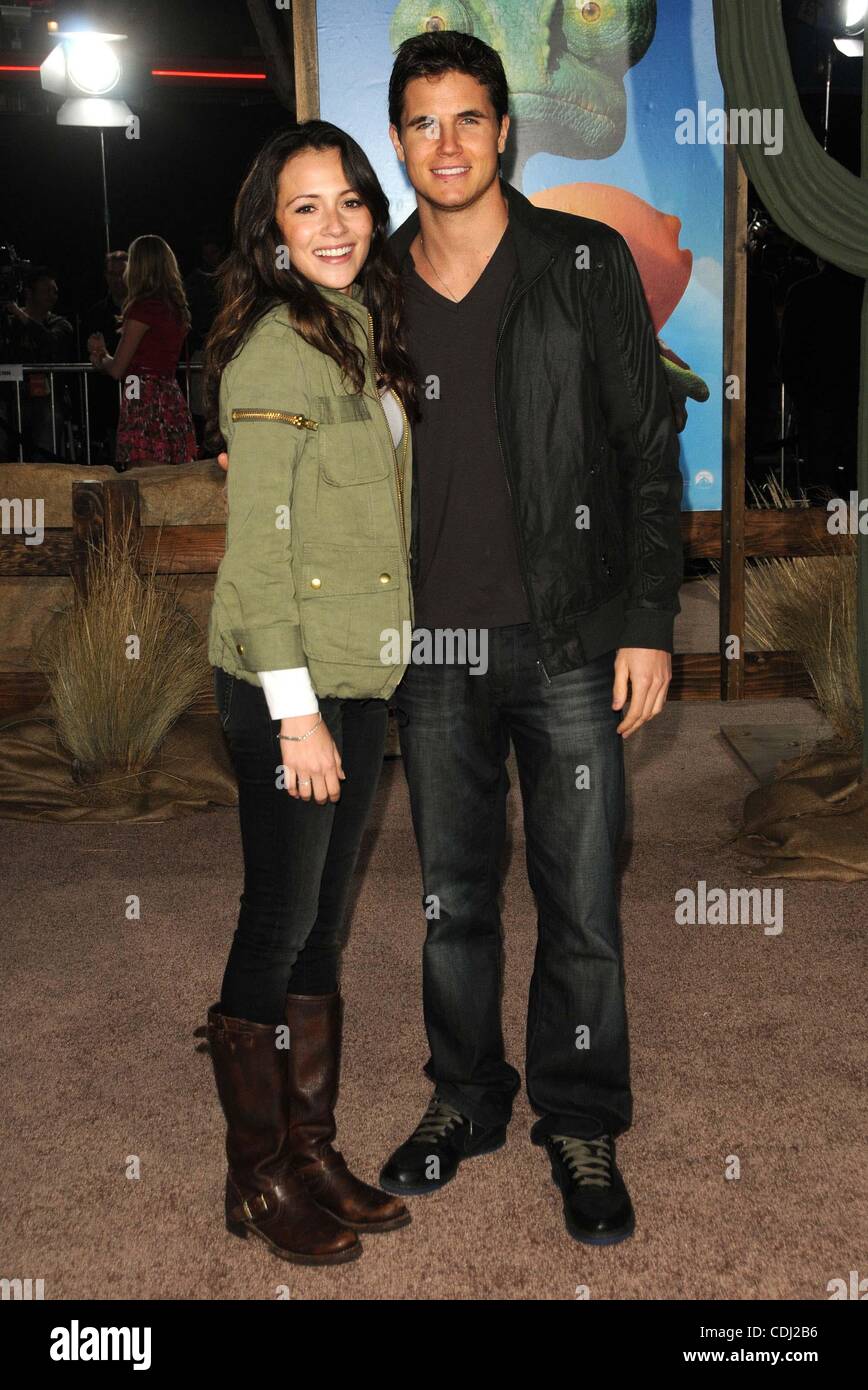 Robbie Amell And His Twin