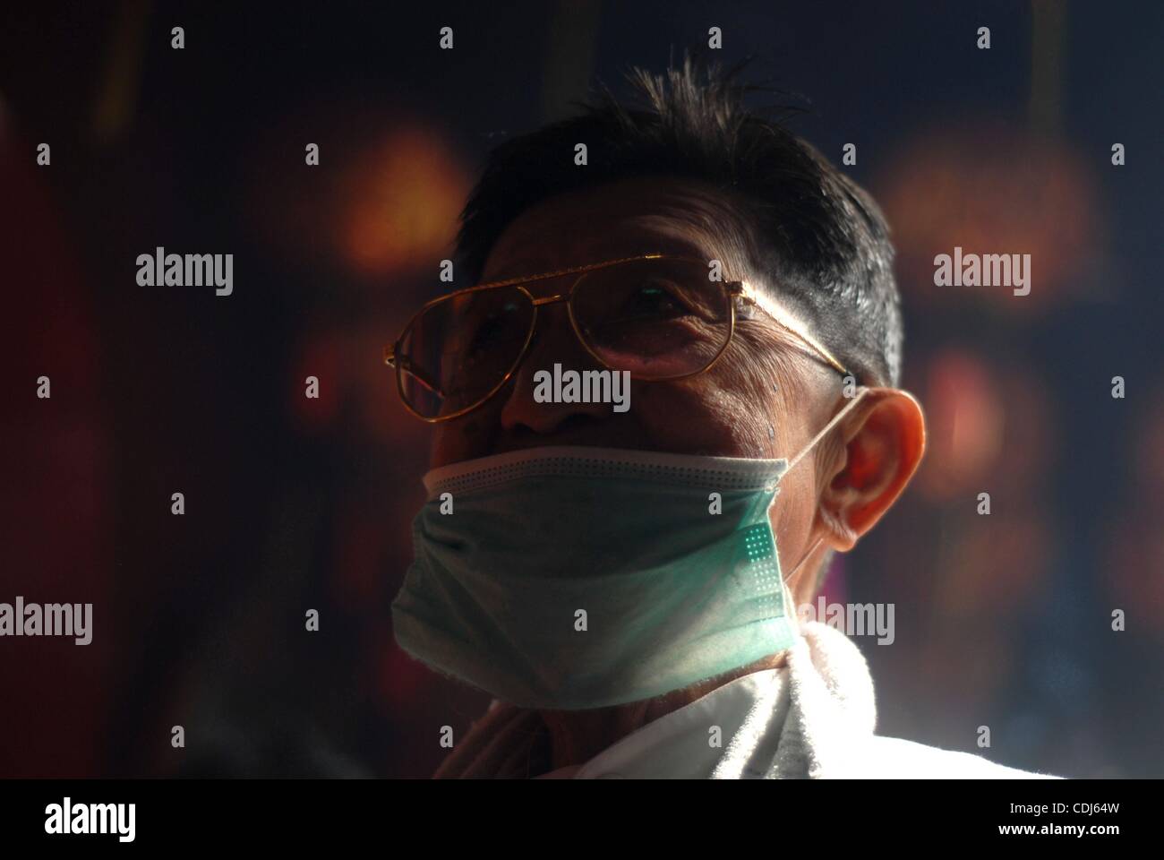 Feb 17, 2011 - Jakarta, Indonesia - Chinese-Indonesians pray during the ...