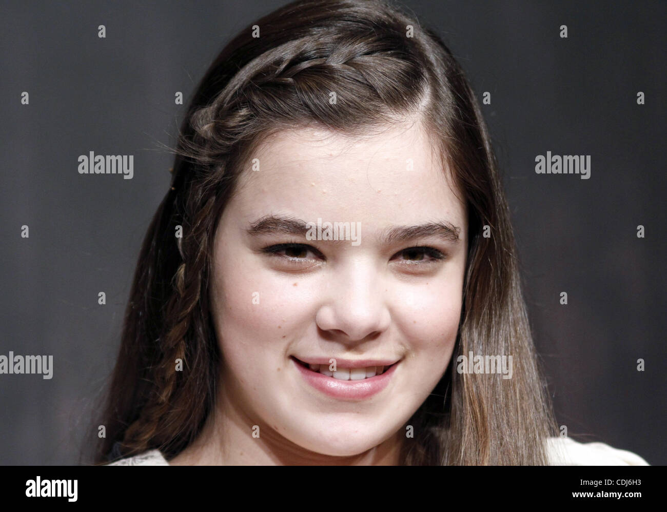 Feb. 17, 2011 - Tokyo, Japan - Actress HAILEE STEINFELD attends a press ...