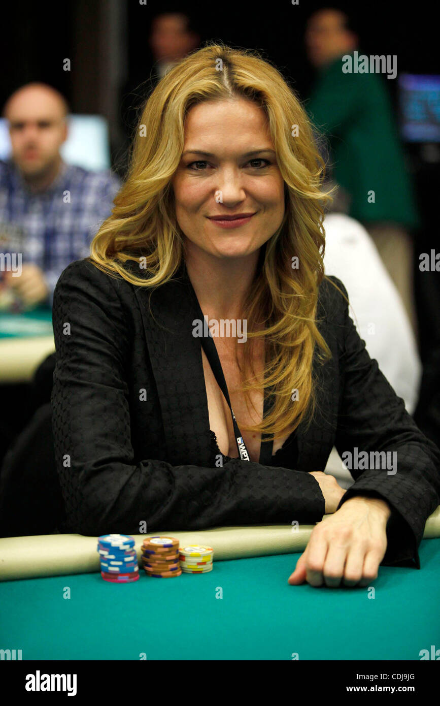 Feb 20, 2011 - Los Angeles, California, U.S. - Actress/model VICTORIA ...