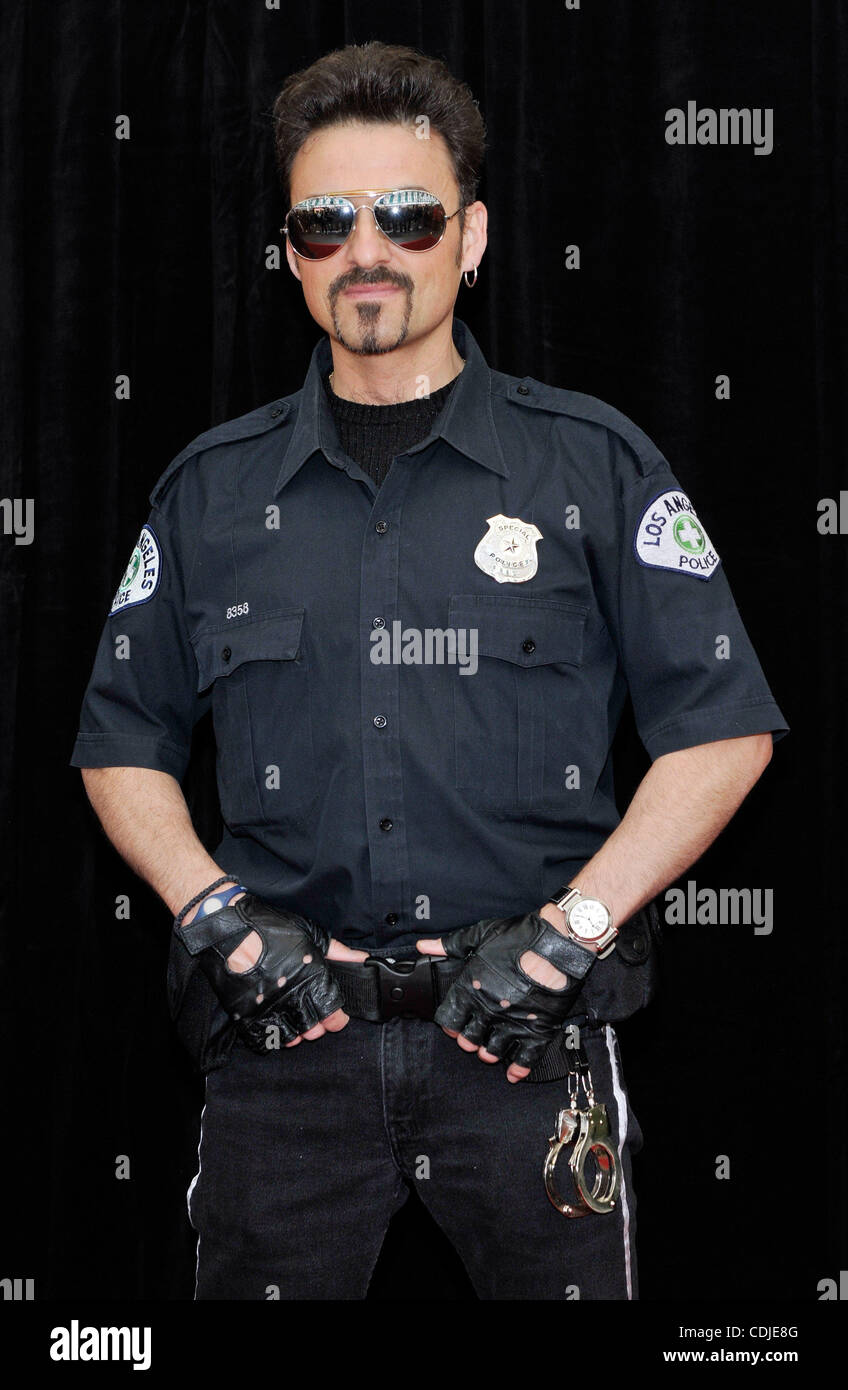 Feb. 24, 2011 - Las Vegas, Nevada, USA - Celebrity impersonator BILL ...