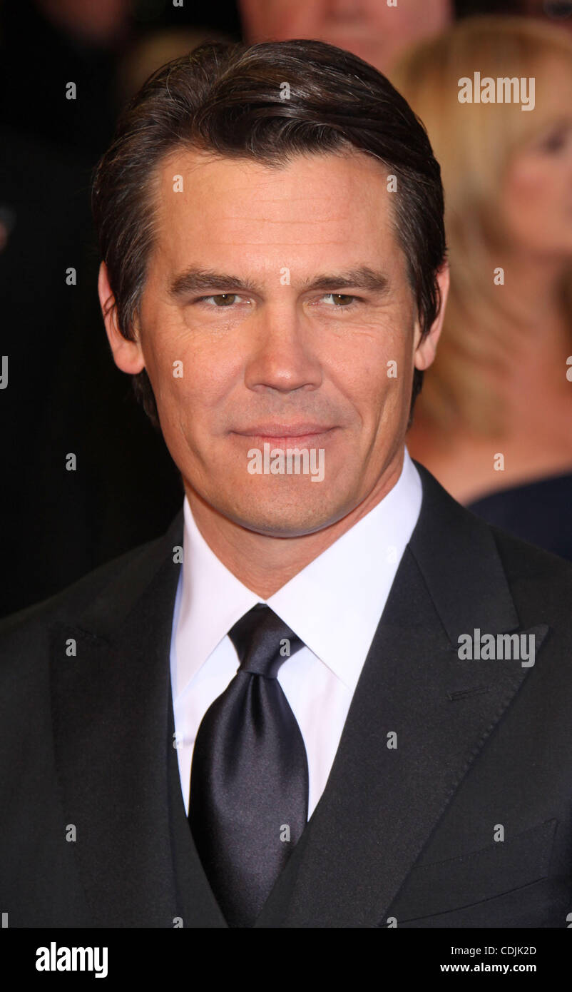 Feb. 27, 2011 - Hollywood, California, U.S. - Actor JOSH BROLIN arrives ...