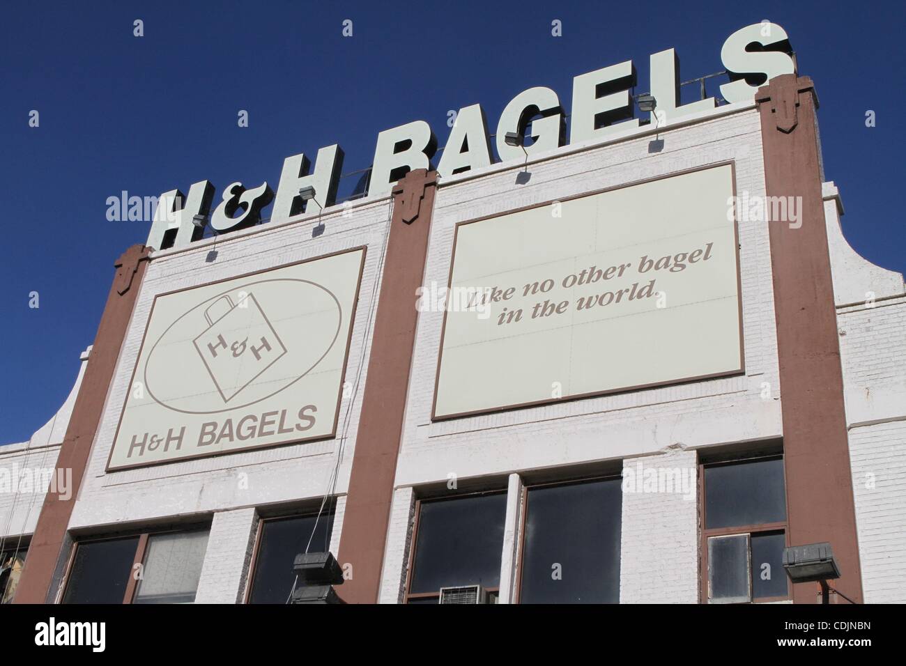 Bagel maker hi-res stock photography and images - Alamy