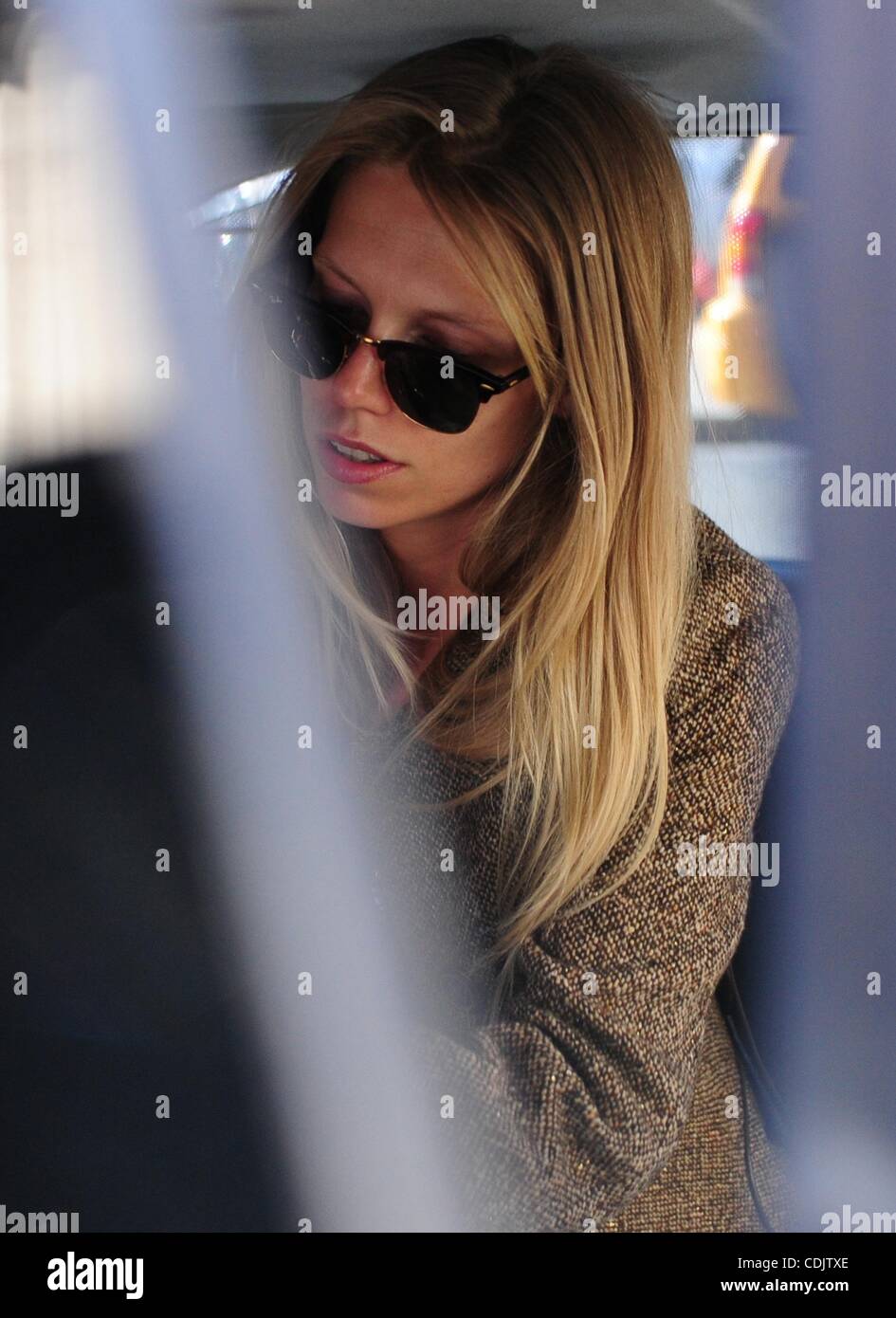 Model theodora richards hi-res stock photography and images - Alamy