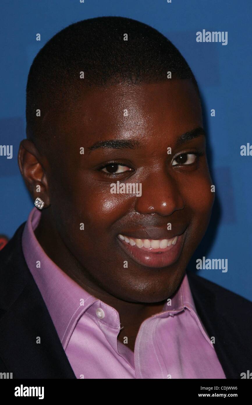 American Idol Season 10 Top 13 Finalists Party High Resolution Stock ...