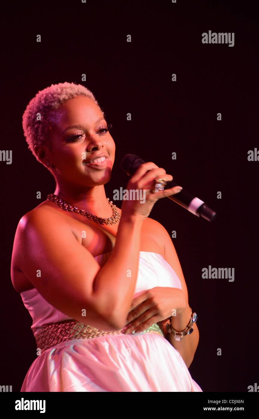 Mar 04, 2011 - Washington, District of Columbia, U.S. - R&B singer ...