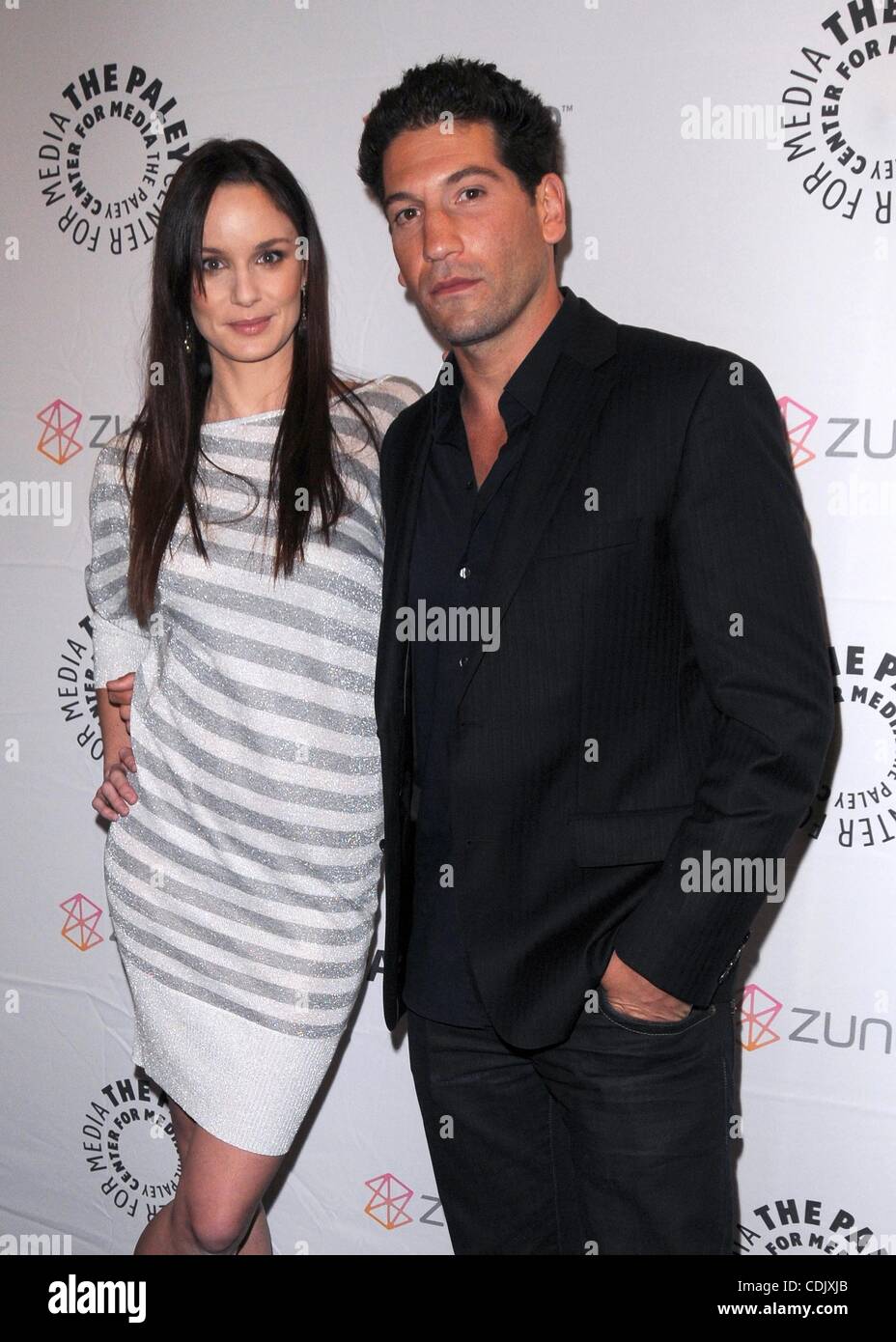 Sarah Wayne Callies And Jon Bernthal