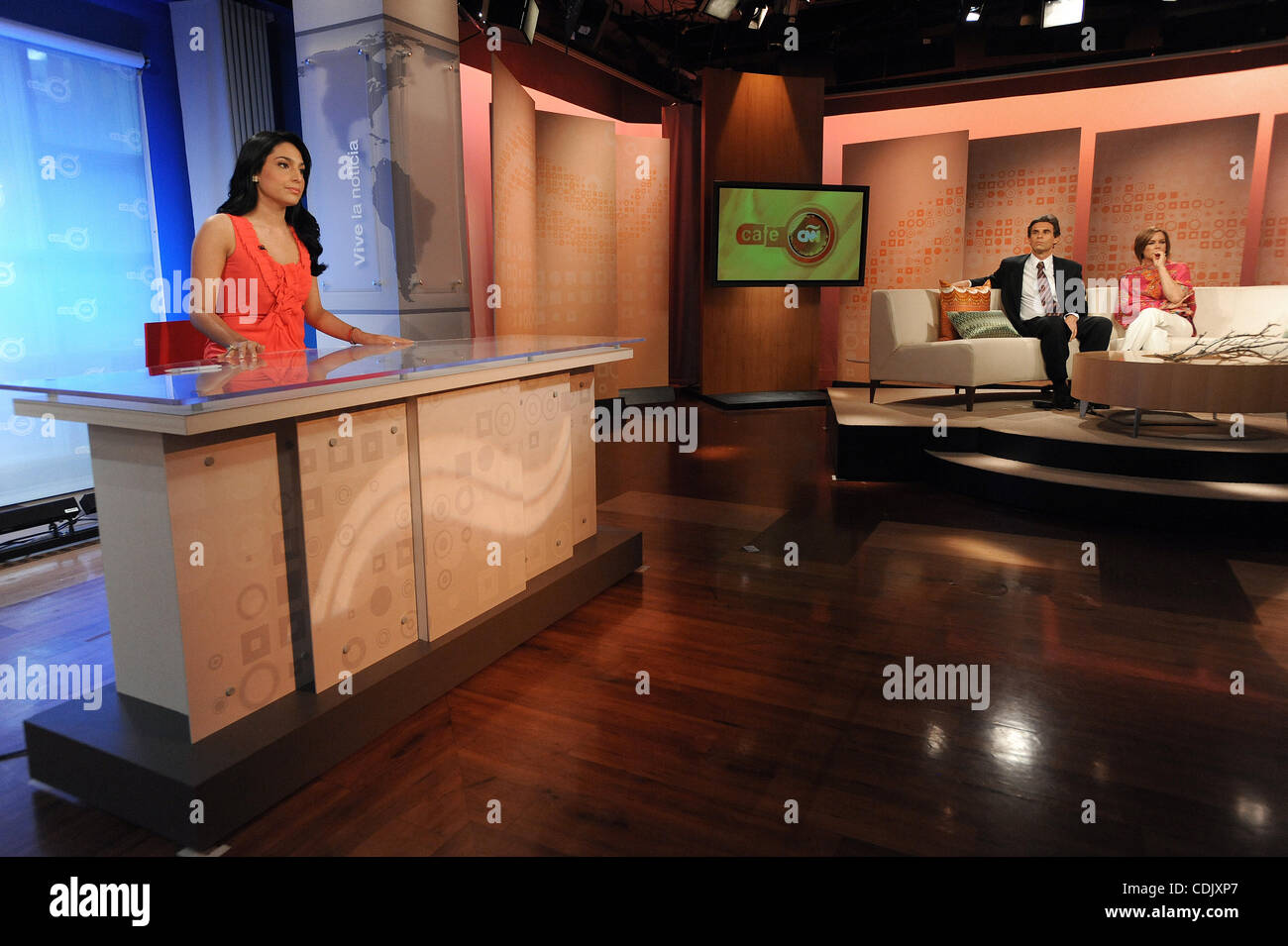 Cnn anchors hi-res stock photography and images - Alamy