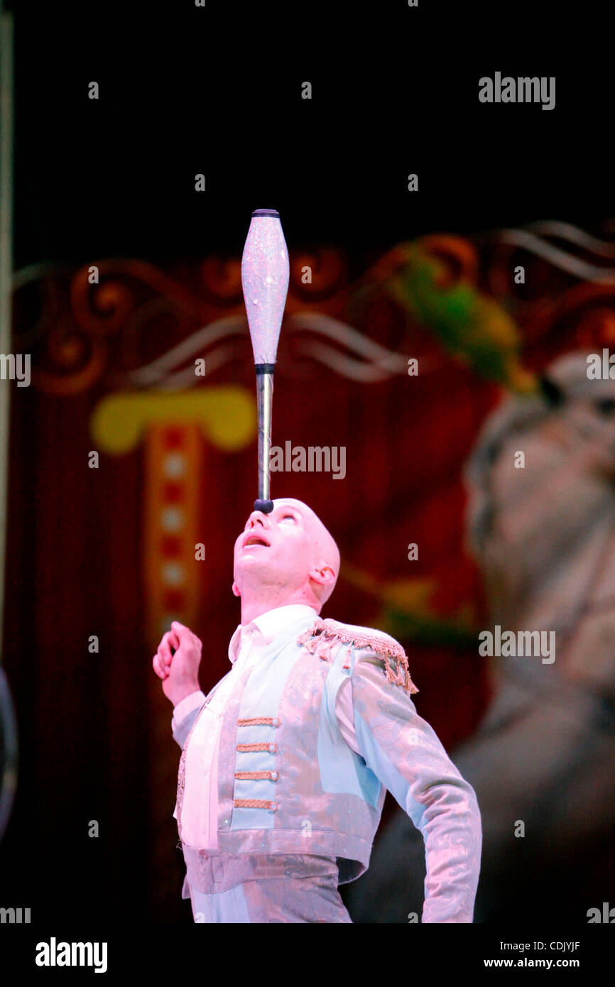 Mar 05, 2011 - Perth, Australia - Circus Joseph Ashton performs in ...