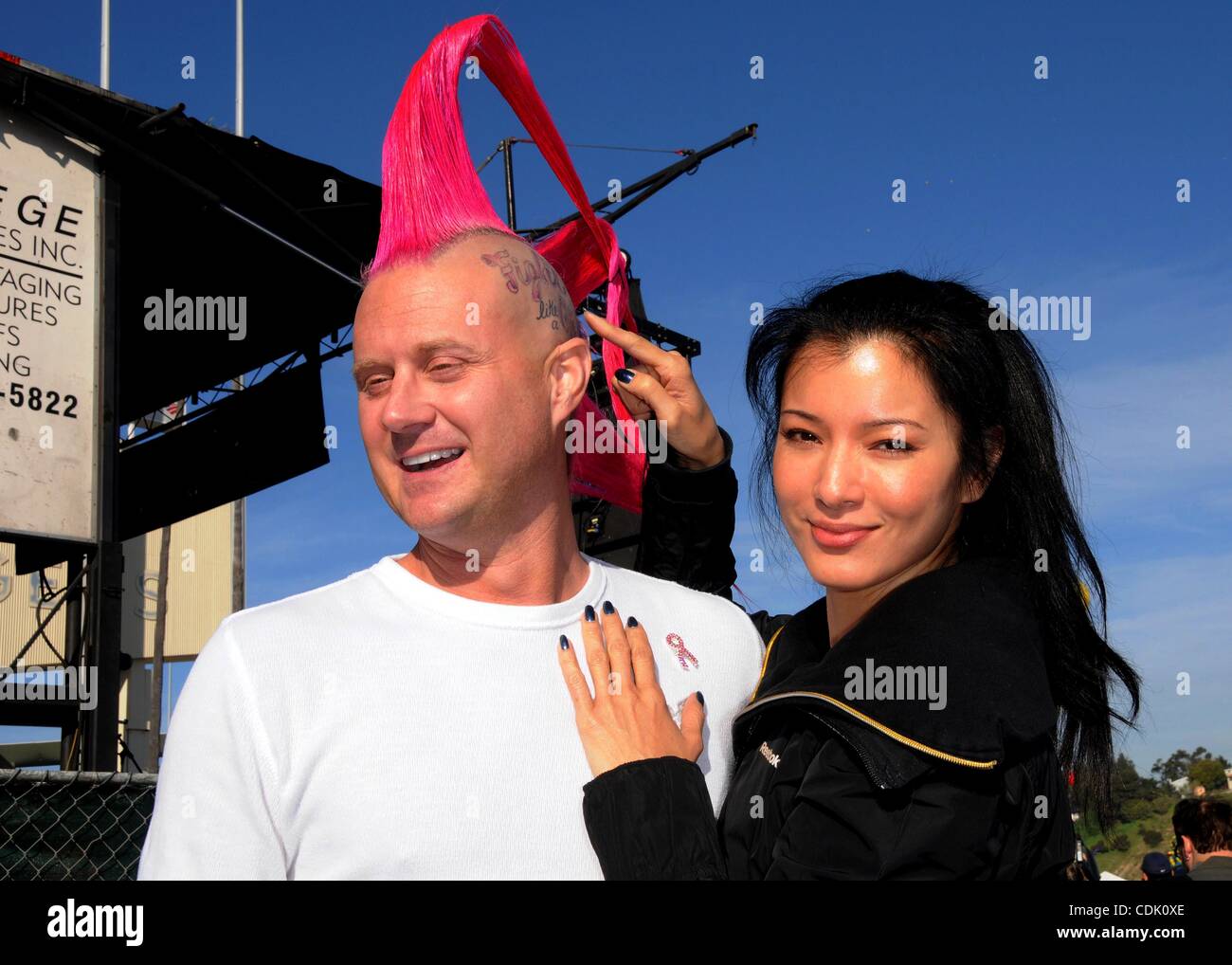 Kelly hu 15th annual race hi-res stock photography and images - Alamy