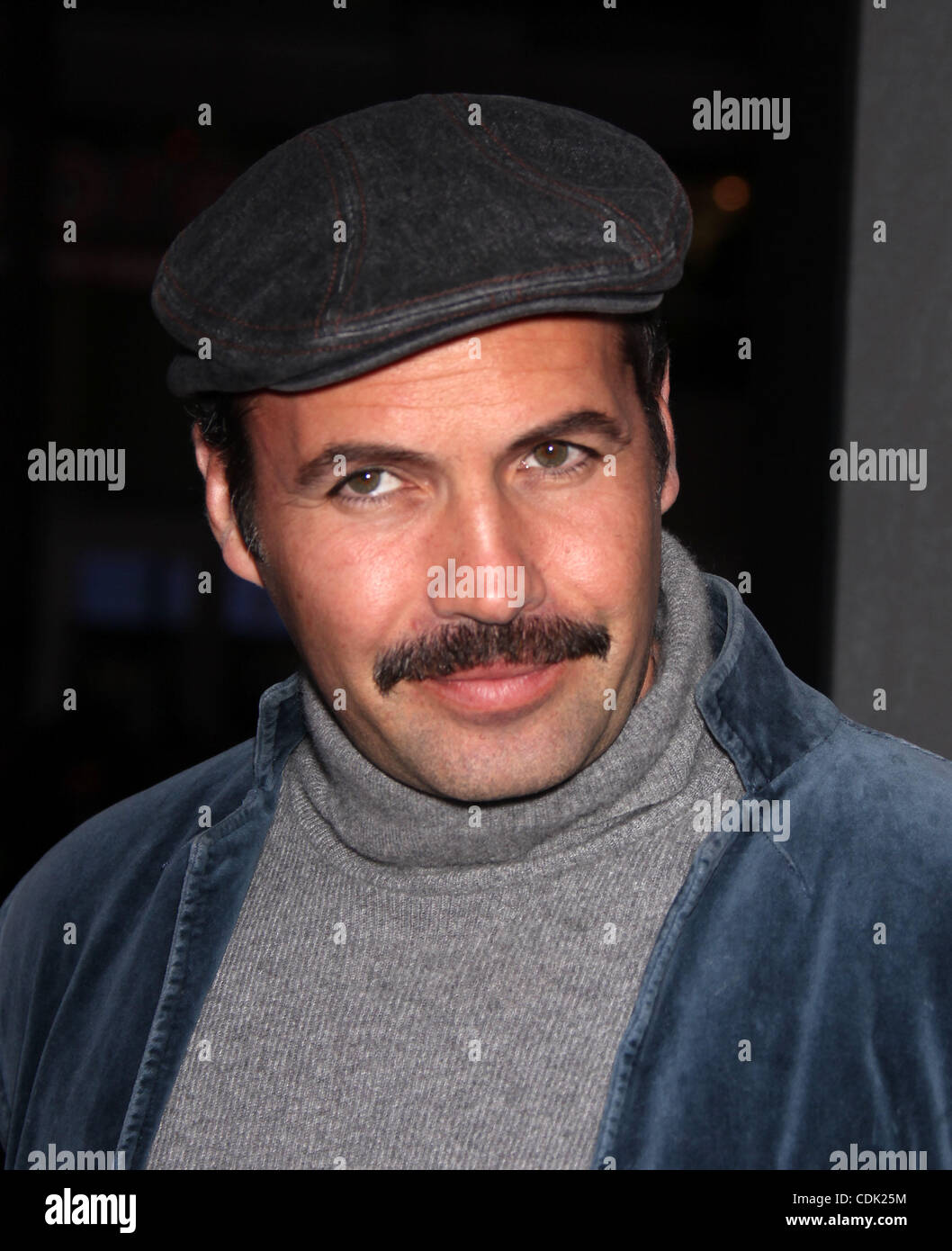 Lisa Zane's Instagram, Twitter & Facebook on IDCrawl