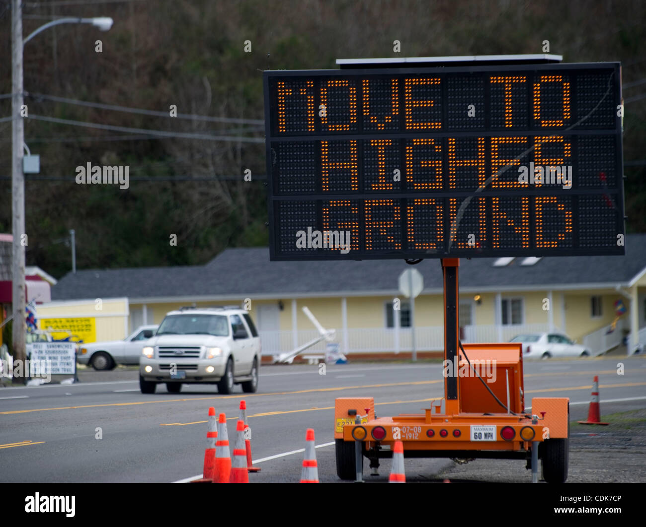 Mar. 11, 2011 - Wichester Bay, Oregon, U.S - Tsunami warning signs are ...