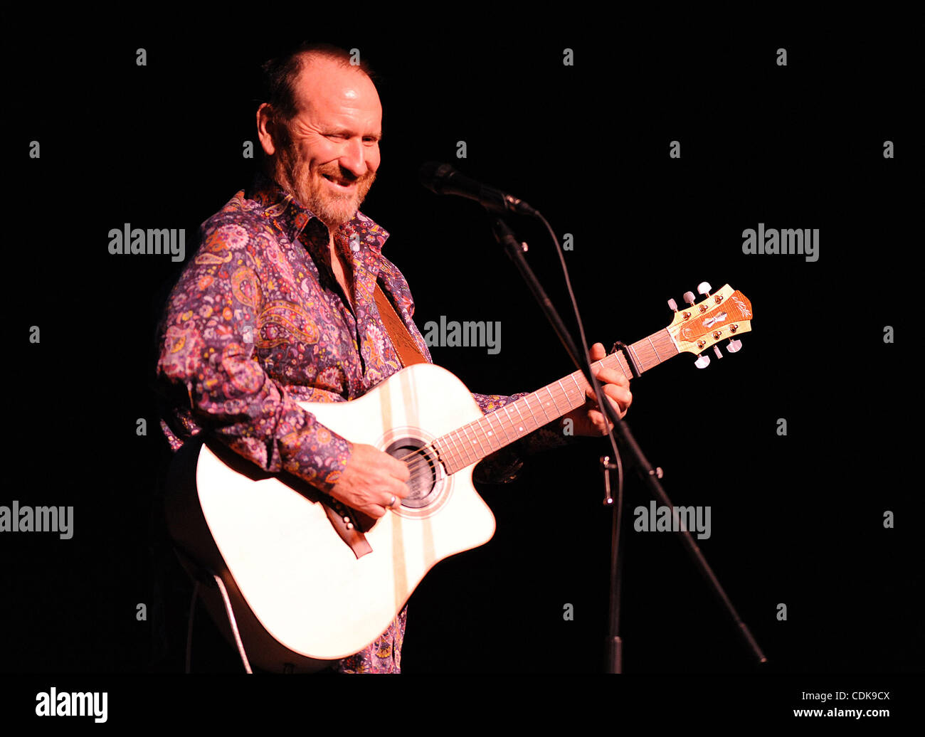 Colin hay tour hi-res stock photography and images - Alamy