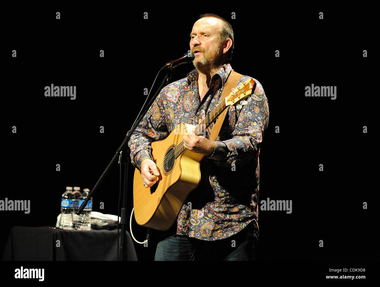 Colin hay tour hi-res stock photography and images - Alamy
