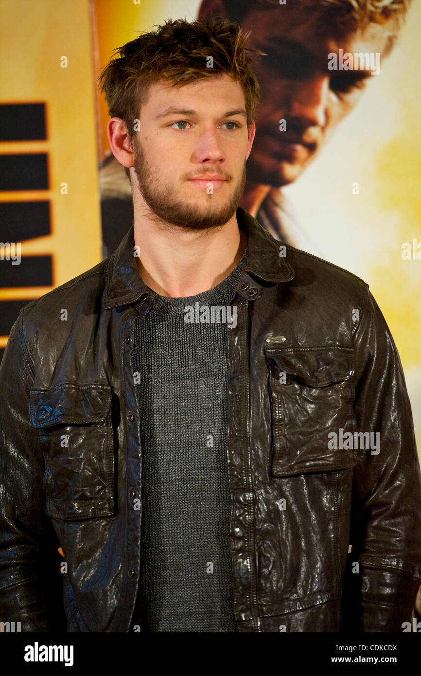 Actor Alex Pettyfer attends the Madrid Photocall of 'I Am Number Four ...