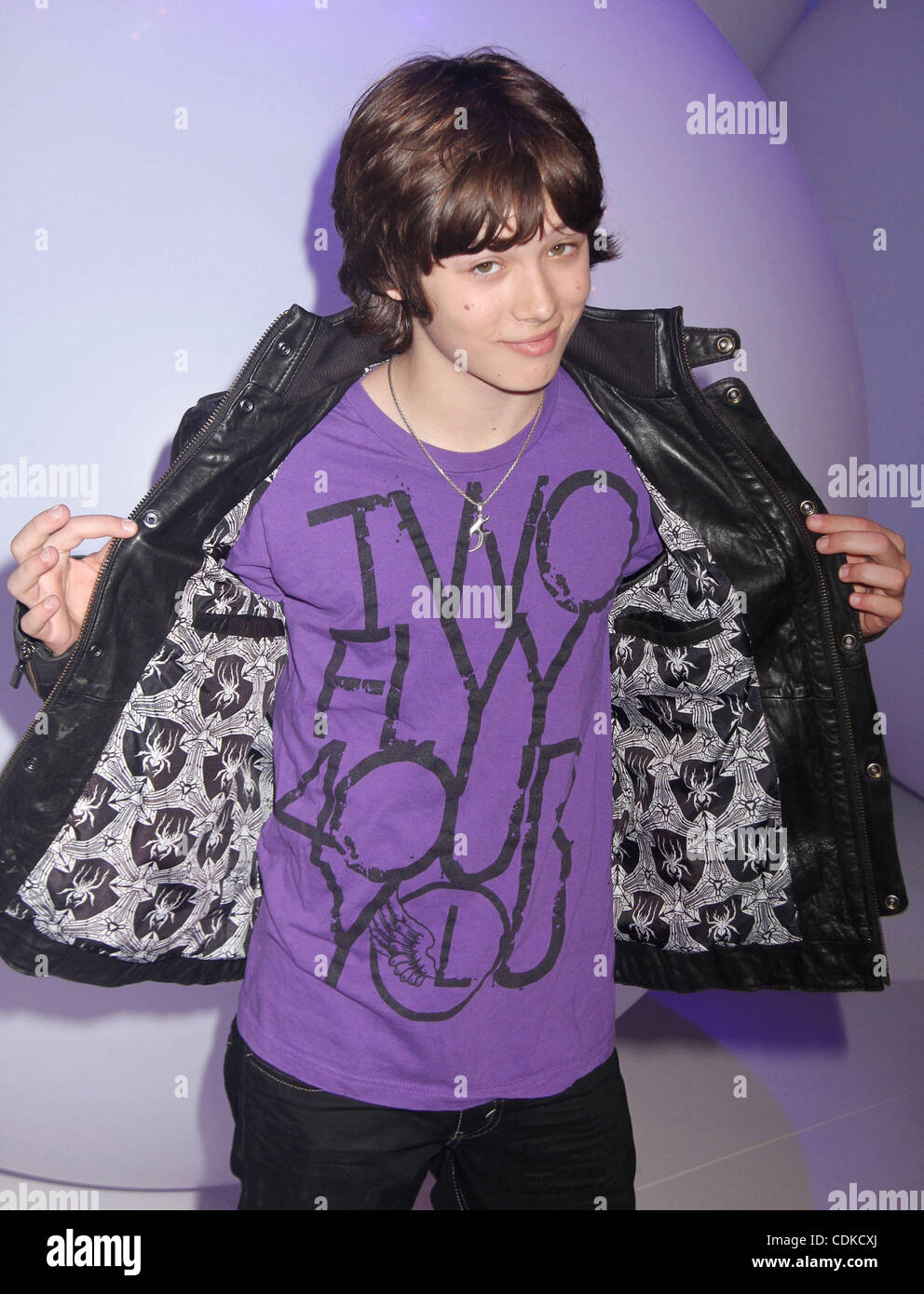 Leo howard and family hi-res stock photography and images - Alamy