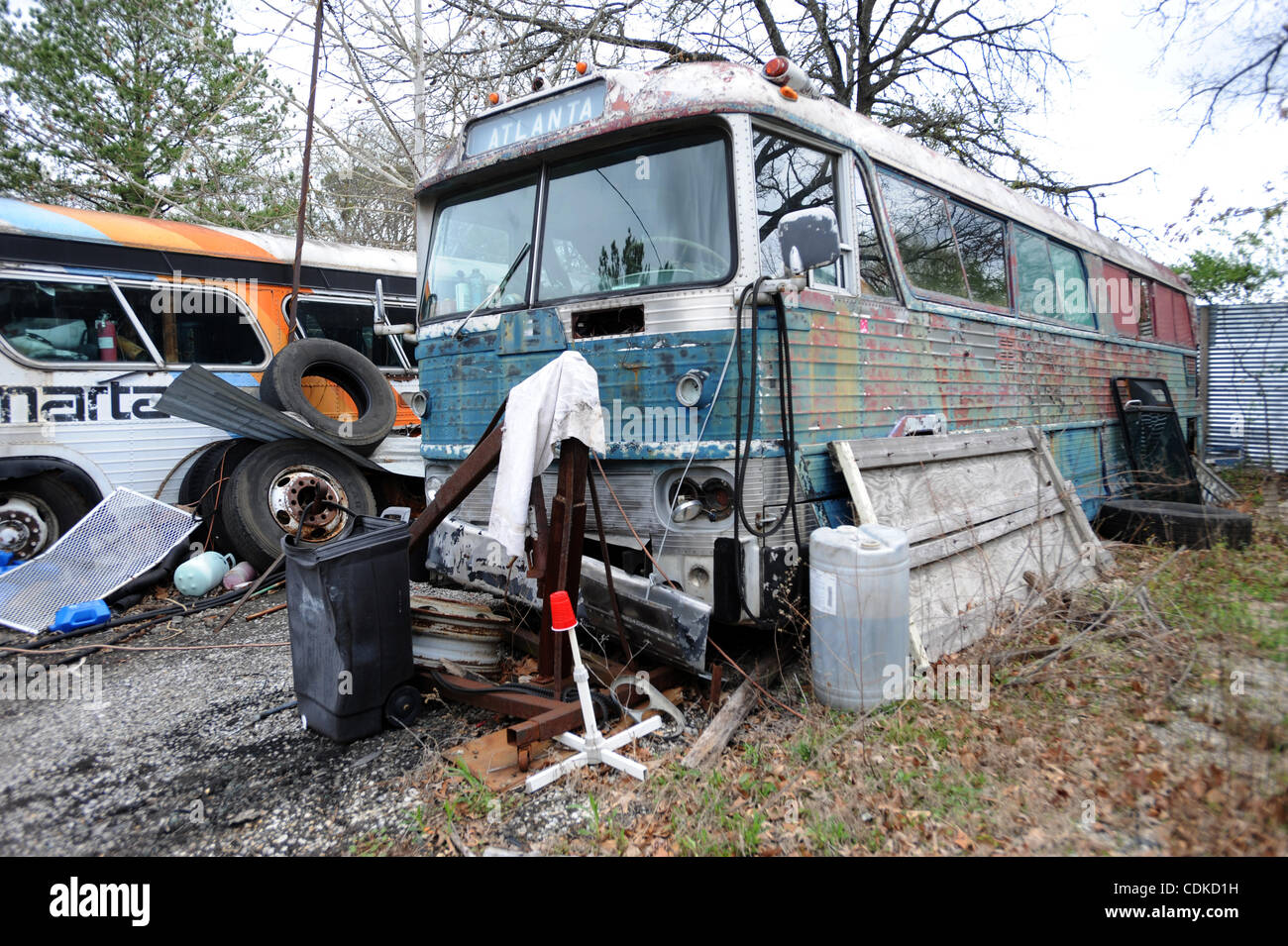 Retired buses hi-res stock photography and images - Alamy