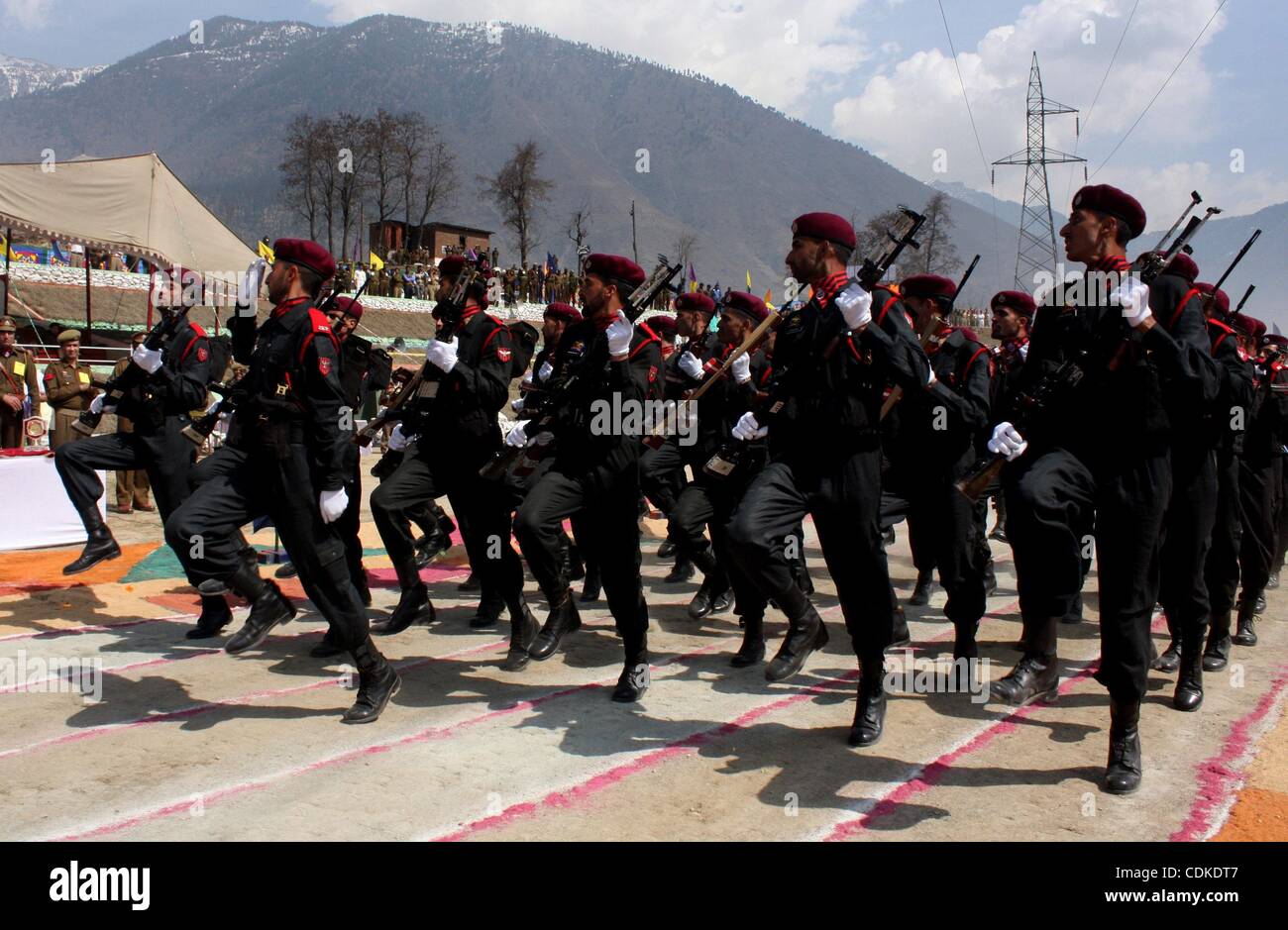 Mar 17, 2011 - Manigam, Kashmir, India - Indian police from Jammu and ...