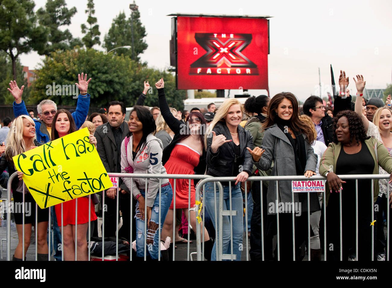 Mar. 27, 2011 - Los Angeles, California, USA - Wannabe stars wait for ...