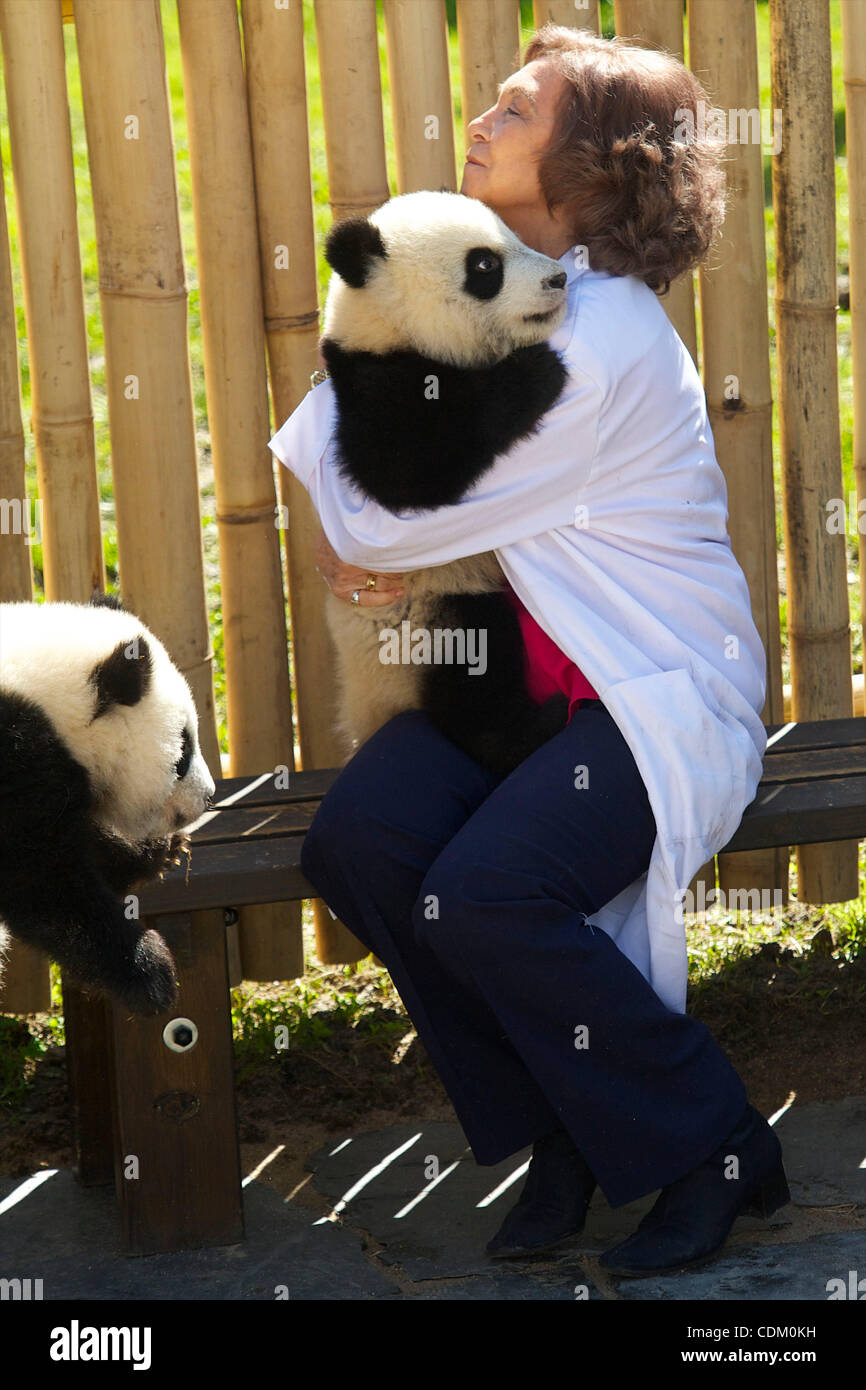 Spanish Queen Sofia visit the nursery area for pandas and play with the ...