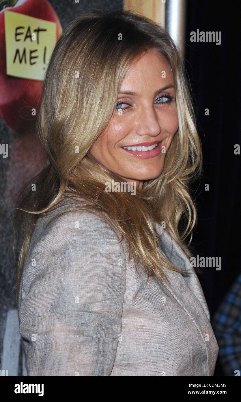 Mar. 30, 2011 - Hollywood, California, U.S. - Cameron Diaz CinemaCon ...