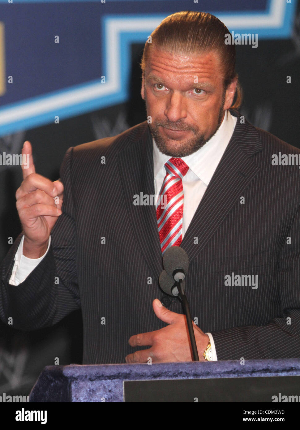 Wwe superstar triple h hi-res stock photography and images - Alamy